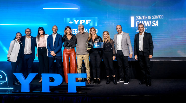 YPF reconoció a las mejores Estaciones de Servicio de su red - Surtidores.com.ar