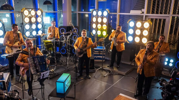 YPF continúa celebrando la nueva imagen de Full ahora con shows de ...